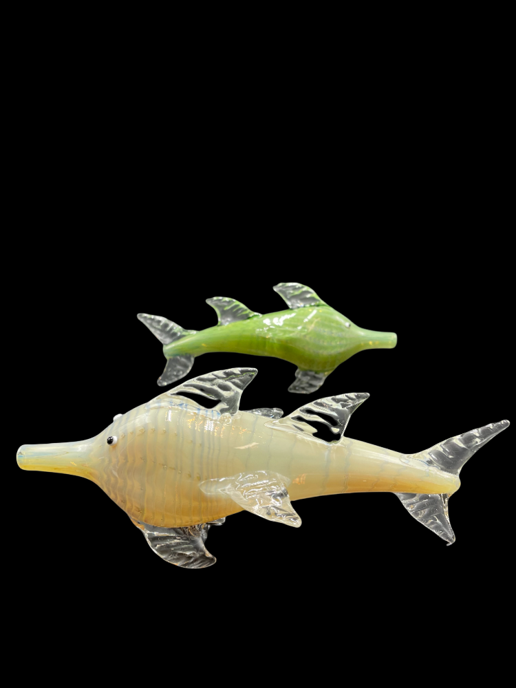 DOLPHIN ANIMAL PIPE ANP74 — Himalayan Group Inc.