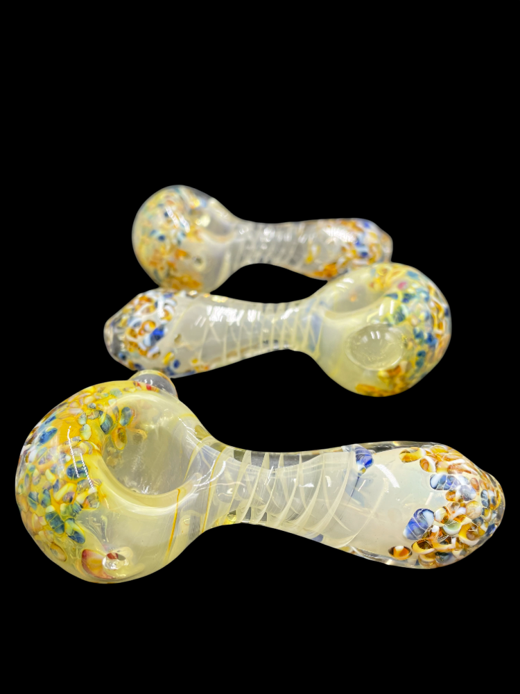 SPIRAL FRIT HAND PIPE RS3123 — Himalayan Group Inc.