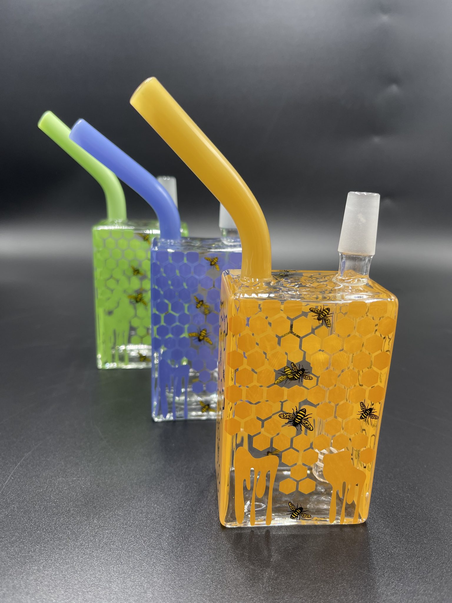HONEYCOMB JUICE BOX PCL8189 — Himalayan Group Inc.