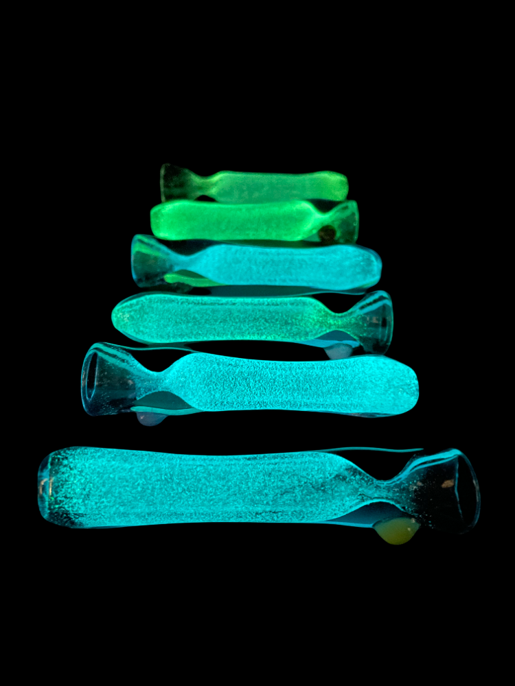 FADED GLOW IN THE DARK ONE HITTER RS3103 — Himalayan Group Inc.