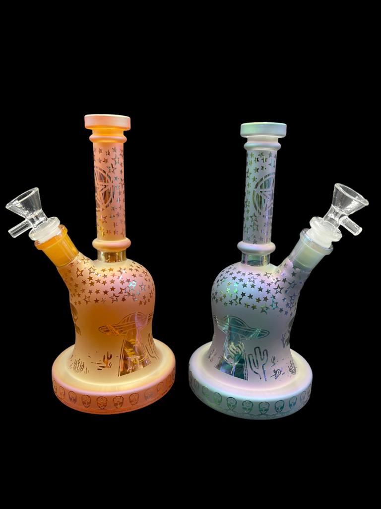 ALIEN CHROME WATER PIPE PCL8403 — Himalayan Group Inc.