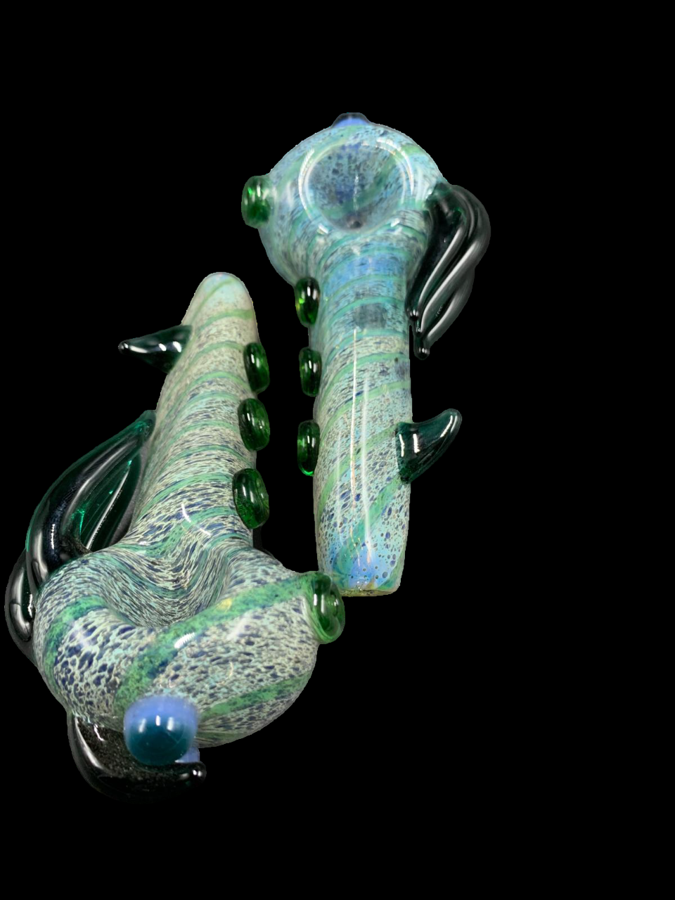 DOTTED SABERTOOTH HAND PIPE RS3449 — Himalayan Group Inc.