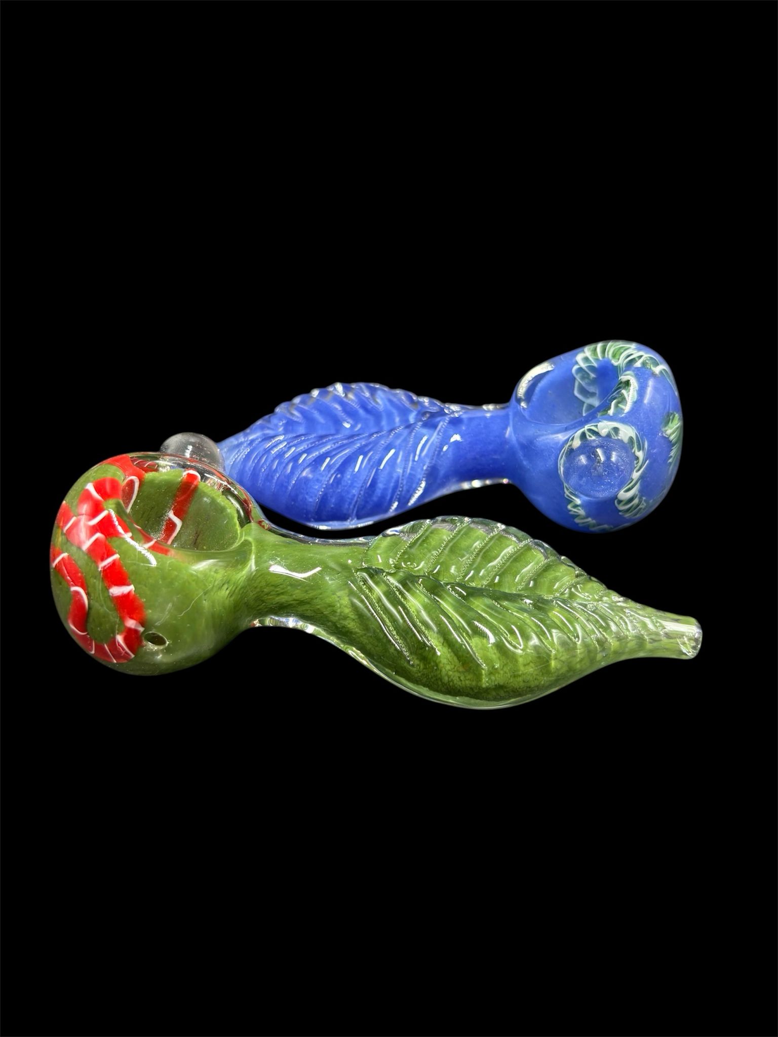SNAKE AND LEAF HAND PIPE RS3484 — Himalayan Group Inc.