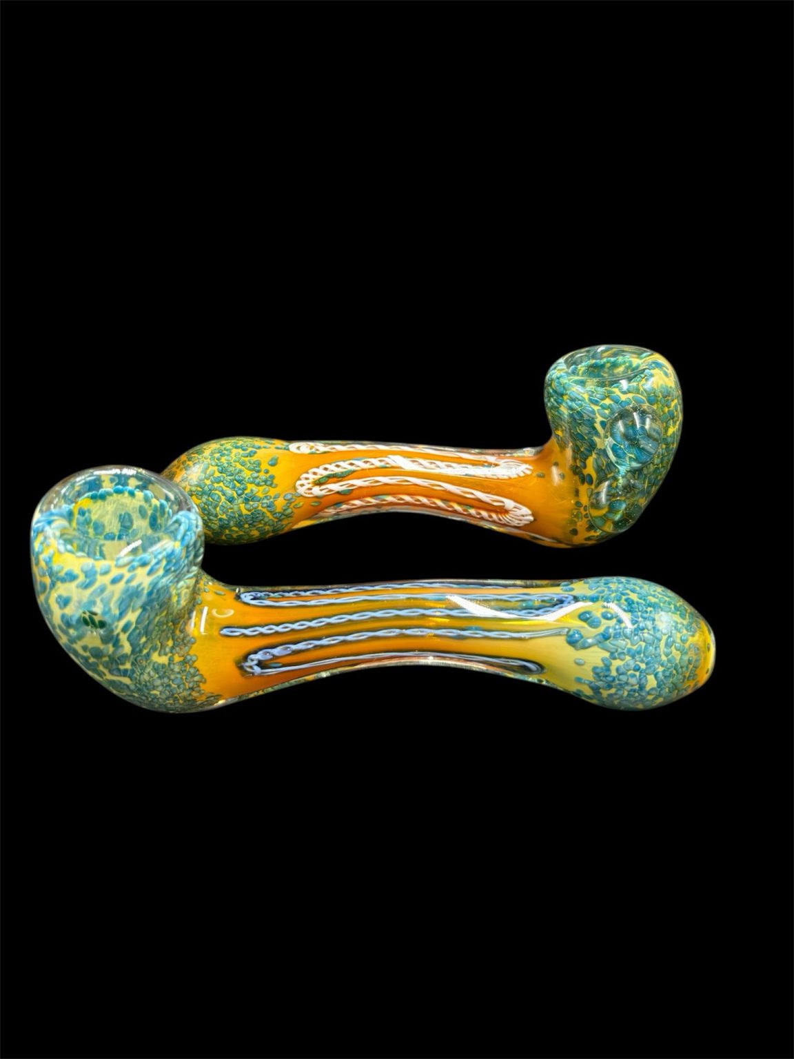 GREEN SPOT AND ORANGE HAND PIPE RS3492 — Himalayan Group Inc.